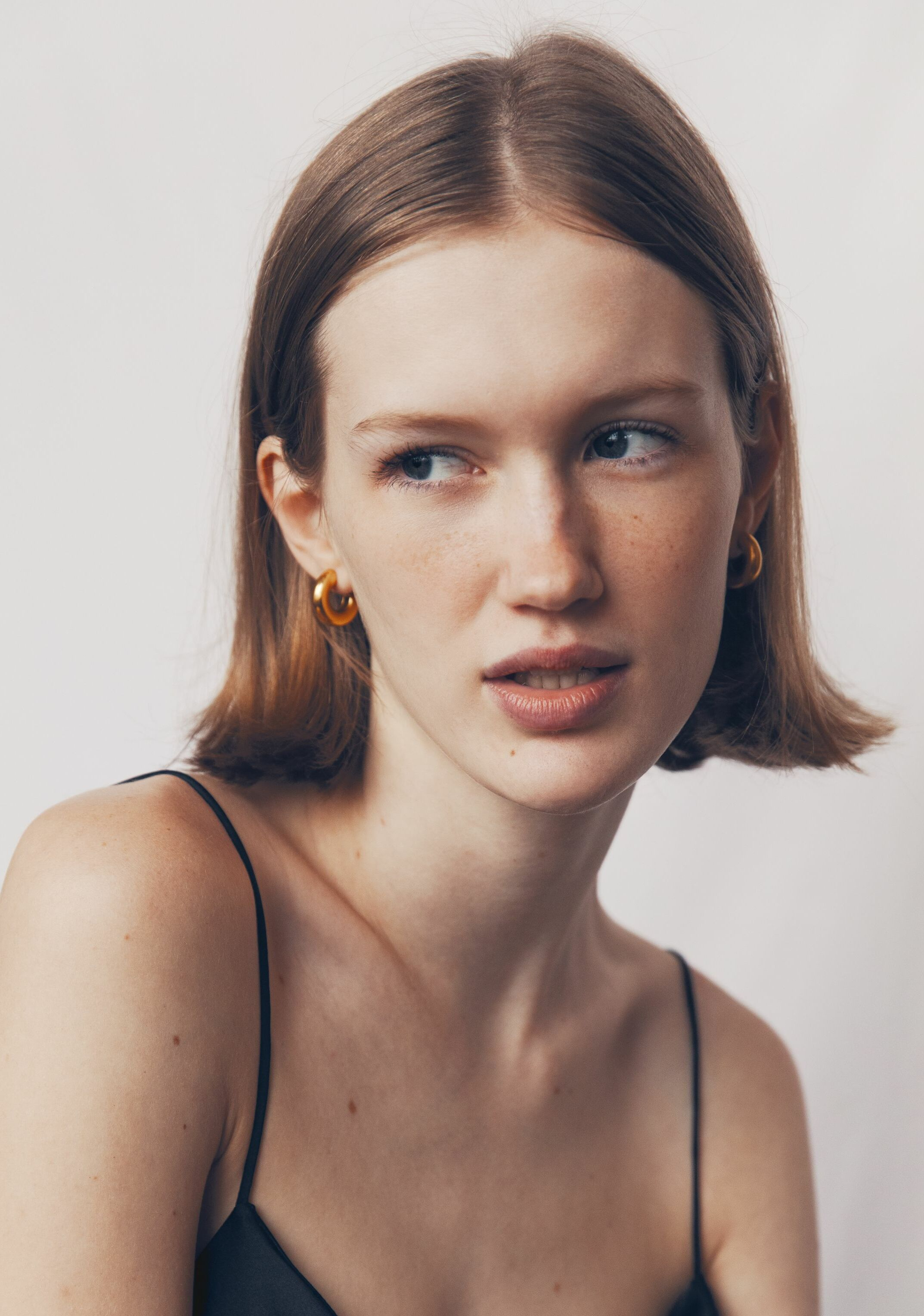 Model: Larissa | MMG Models