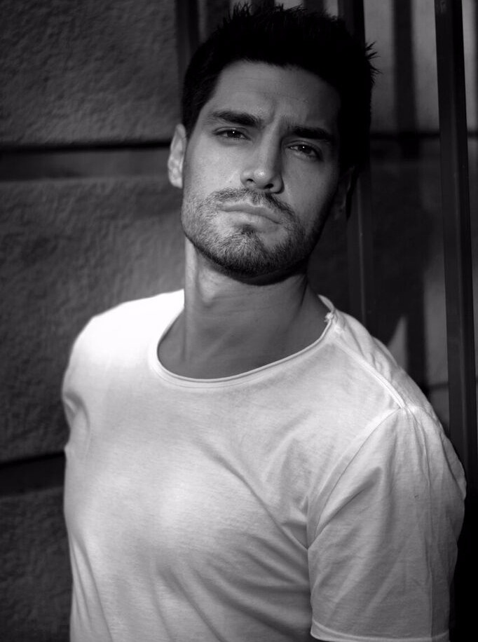 Model: Georg | MMG Models