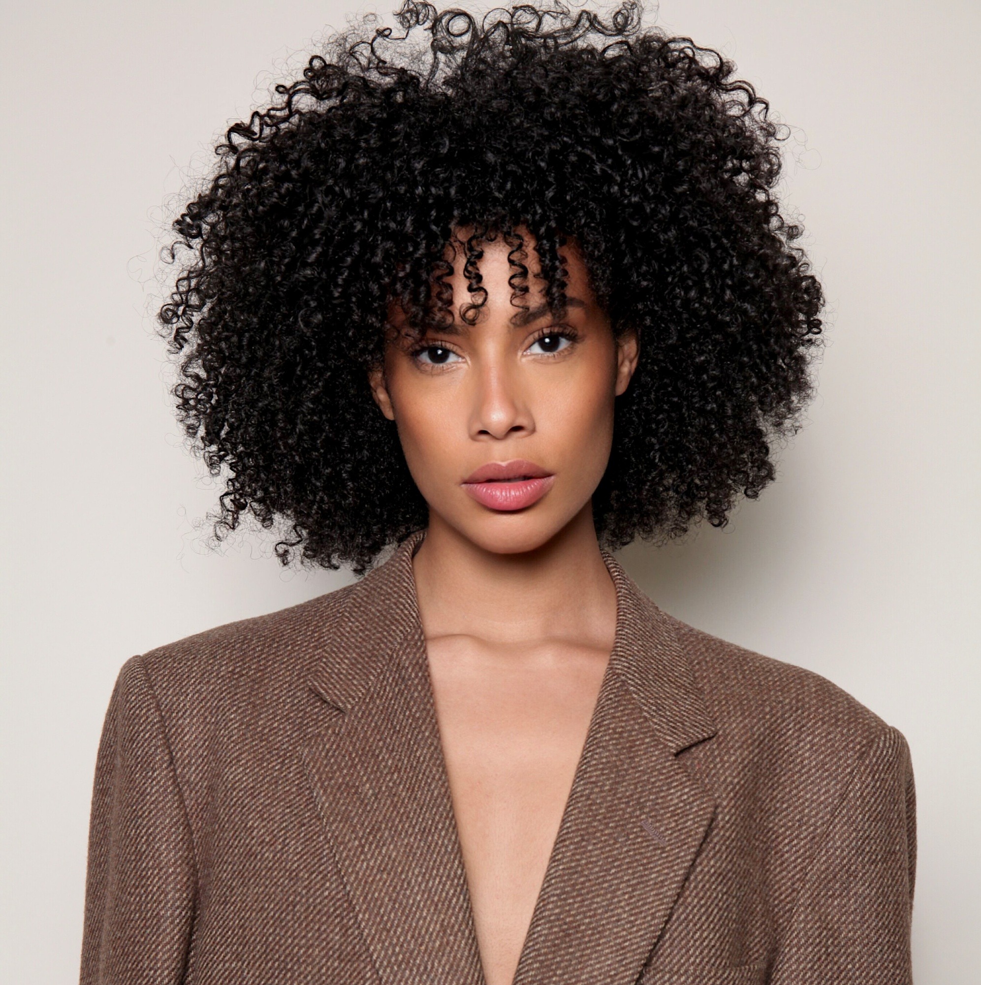 Model: Larissa B | MMG Models