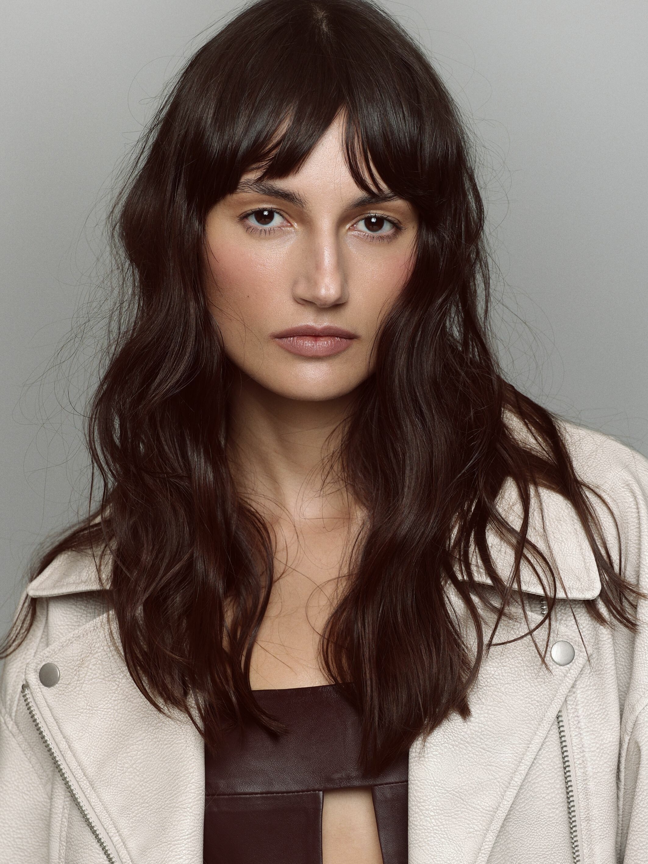 Model: Bruna L | MMG Models